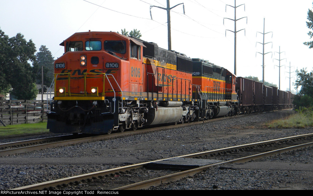 BNSF 8106